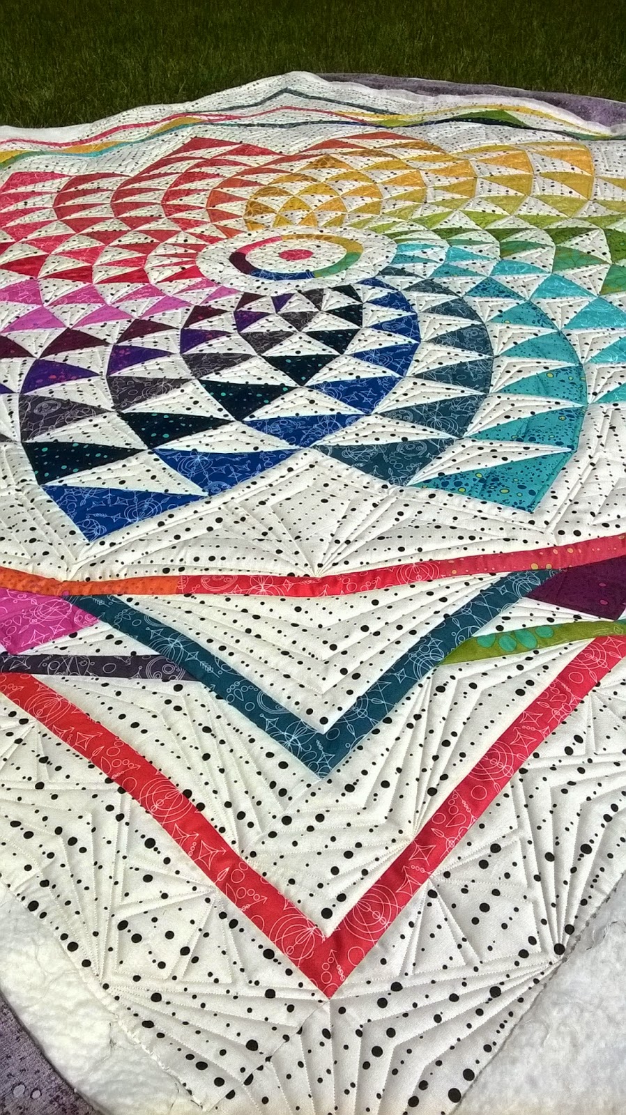 The Quilting Mill: Kimberly's "Eclipse" Quilt